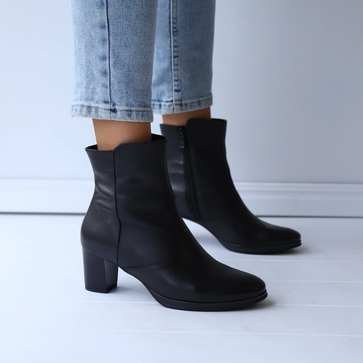 ara 23402 Osmanthus Black Leather Boot – Cute & Comfy